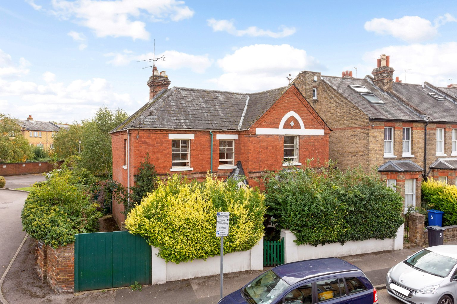 Revealed: The UK hotspots where the most properties sold via online ...